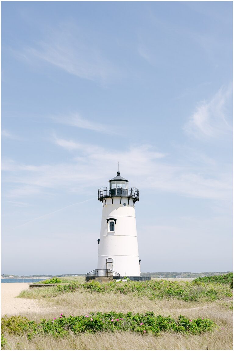 Edgartown Lighthouse Anniversary Session in Martha's Vineyard | Kelly Pullman Photography